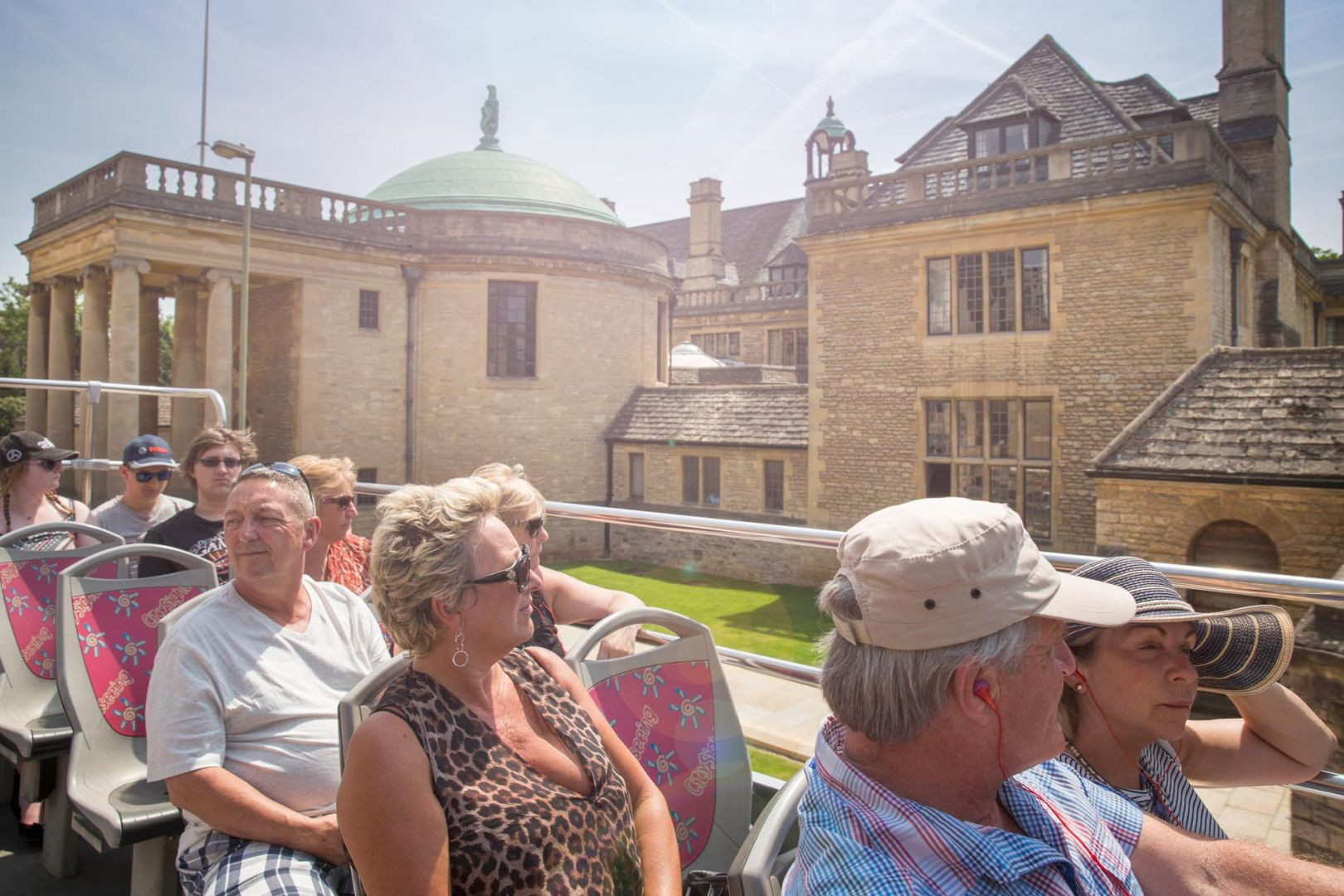 Hop-On Hop-Off Oxford 24 Hours